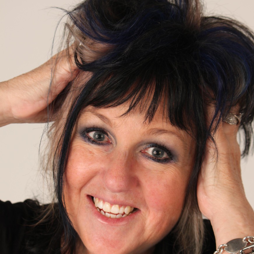 Show chats with Kirry + Mark | Goulburn Regional Art Gallery