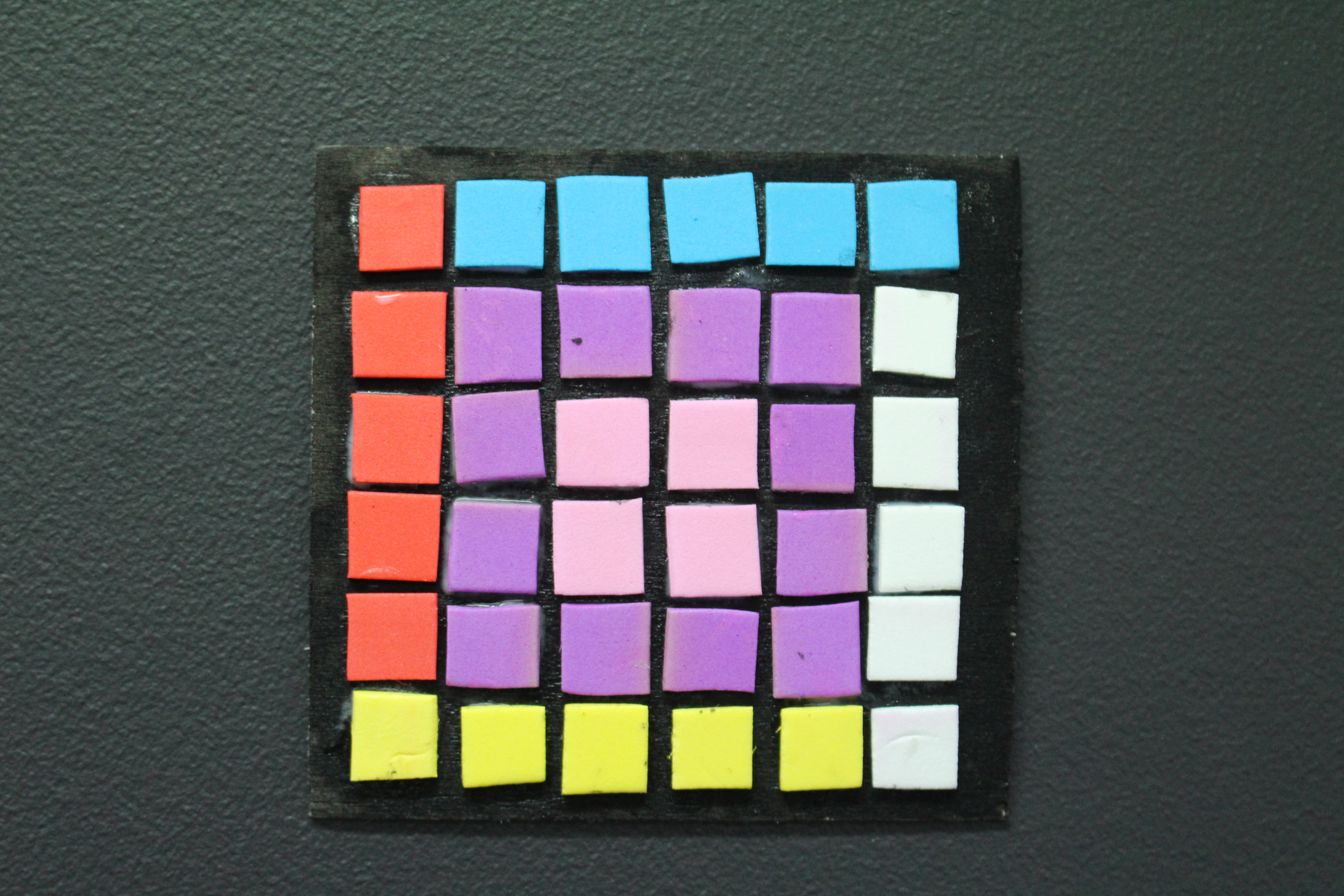 Making Mosaic Clocks | Goulburn Regional Art Gallery