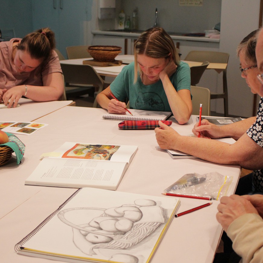 Drop in and Draw | Goulburn Regional Art Gallery